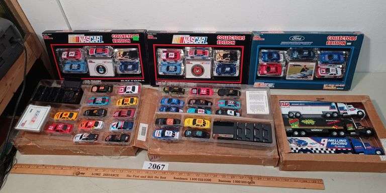 (6) Racing Champions NASCAR car and truck race car sets in Packaging ...