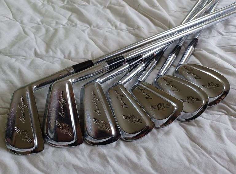 Set of vintage Ben Hogan irons 3 through 9 - Mark Van Hook, Auctioneer