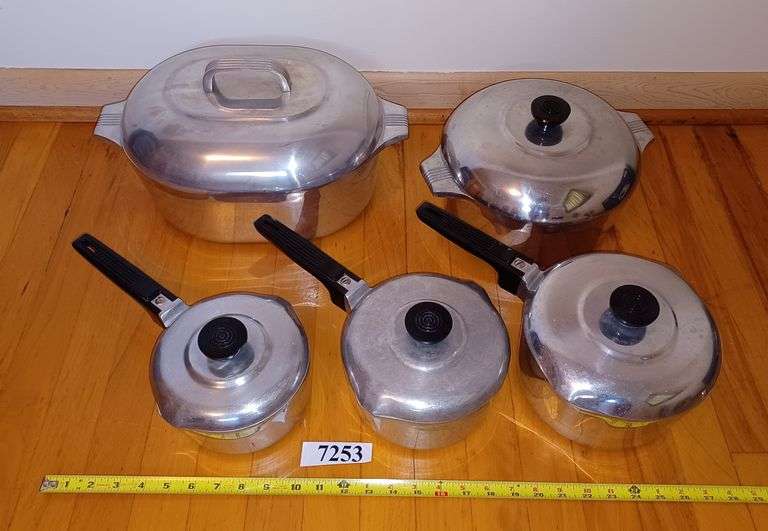 Vintage Wagner Magnalite aluminum cookware set - Mark Van Hook, Auctioneer
