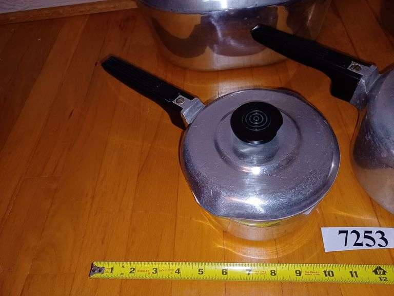 Vintage Wagner Magnalite aluminum cookware set - Mark Van Hook, Auctioneer