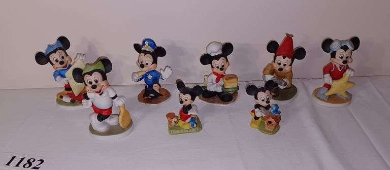 Eight Mickey Mouse figurines - Mark Van Hook, Auctioneer
