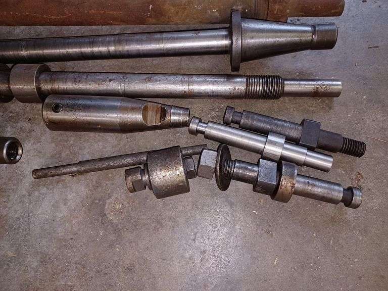 Brown & Sharpe No. 0 Omniversal milling machine - Mark Van Hook, Auctioneer