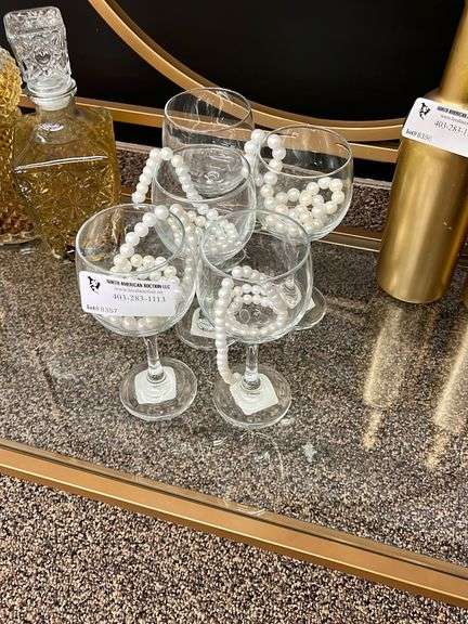WINE GLASS DECOR SET - North American Auction LLC
