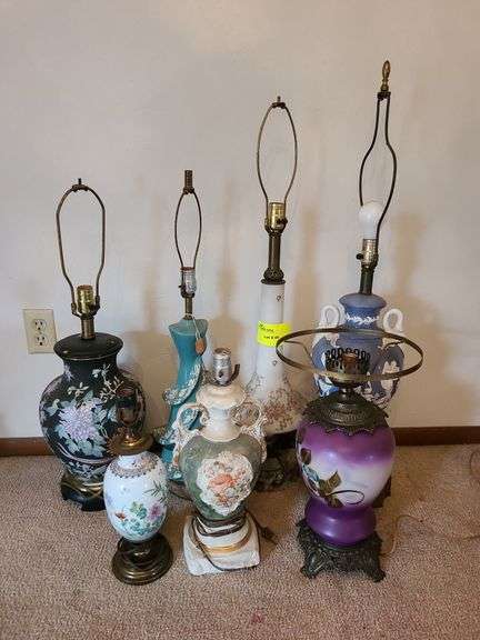 Lot of Various Antique Lamps - Ness Bros Realtors & Auctioneers