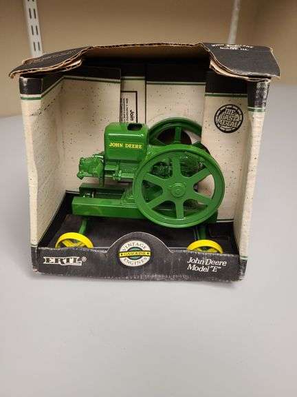 Vintage John Deere Model "E" Gasoline Engine - Ness Bros Realtors ...