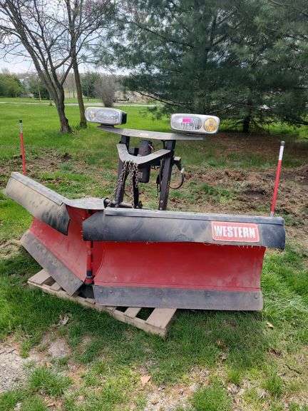 Western Ultra Mount Snow Plow - Ness Bros Realtors & Auctioneers