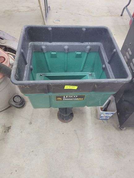 Lesco Commercial Plus Spreader - Ness Bros Realtors & Auctioneers