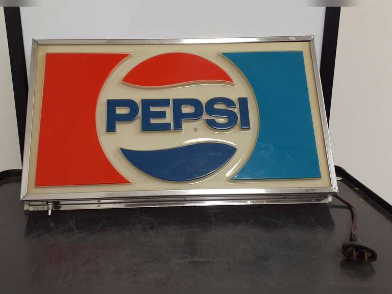 Vintage Electric Pepsi Sign - Powered on and Lit Up