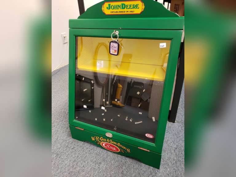 W.R. Case & Sons Cutlery Co. John Deere knife display and storage case ...