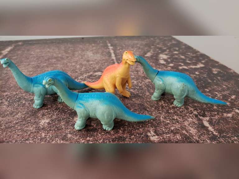 1988 Playskool dinosaurs - Northern Kentucky Auction, LLC