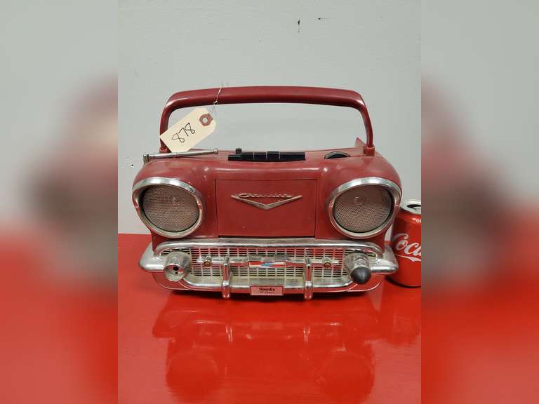 Randix '57 Chevy Am/FM Radio Cassette Player