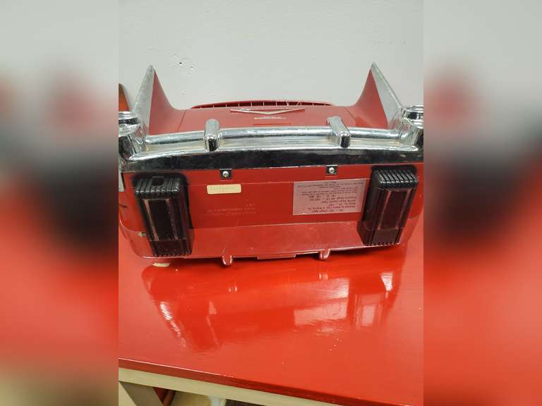 Randix '57 Chevy Am/FM Radio Cassette Player