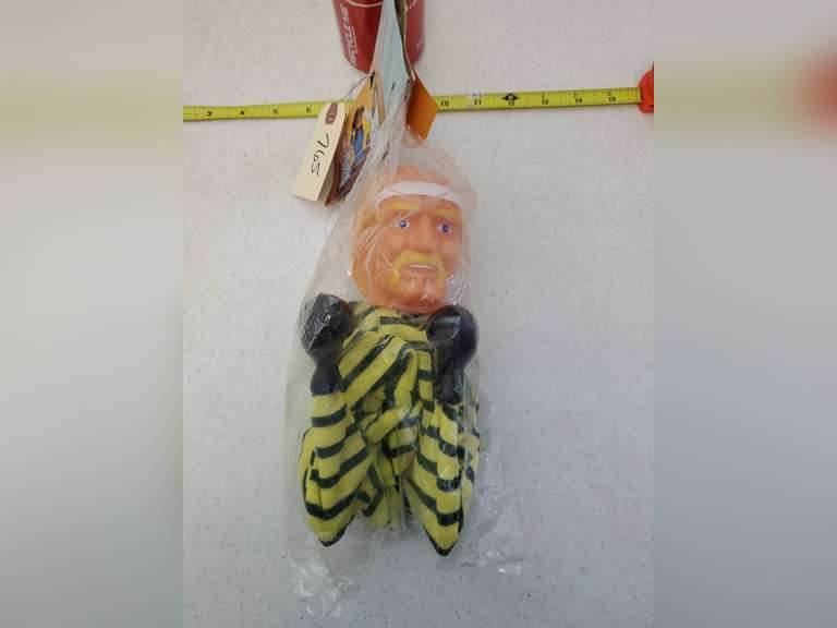 "Hulk Hogan" Punching Puppet- In Original Package