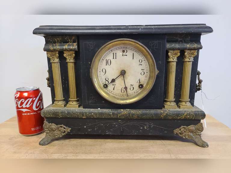 Mantle clock by The Sessions Clock Co. Forestville, Conn. - no key ...