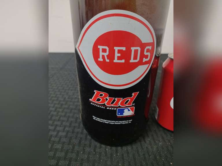 15" Budweiser reds bottle