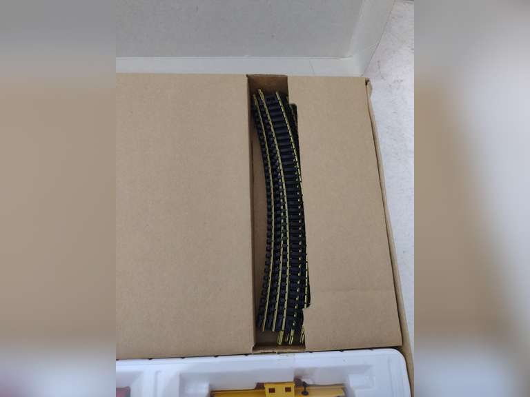 Life-like HO scale electric train set, appears to be new in box.
