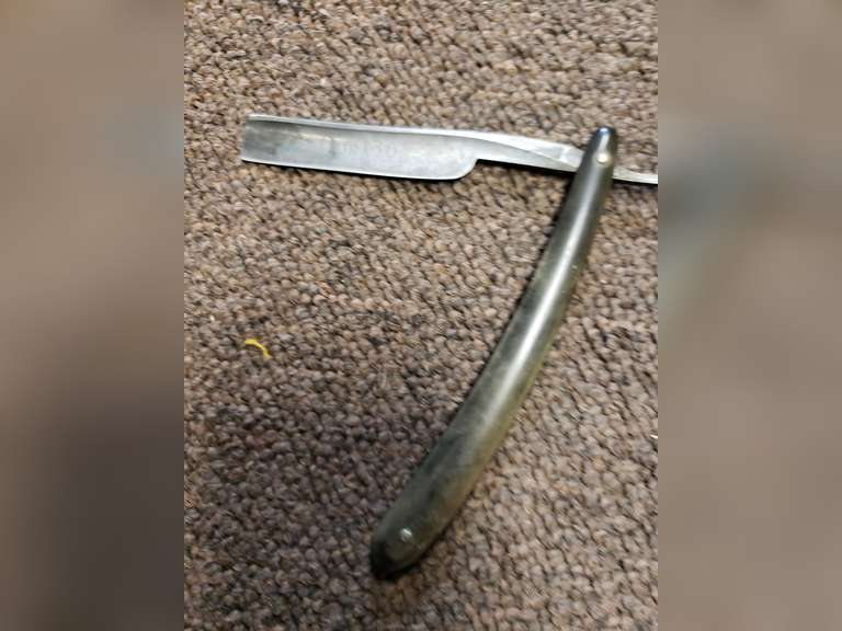 JR Torrey company razor - Northern Kentucky Auction, LLC