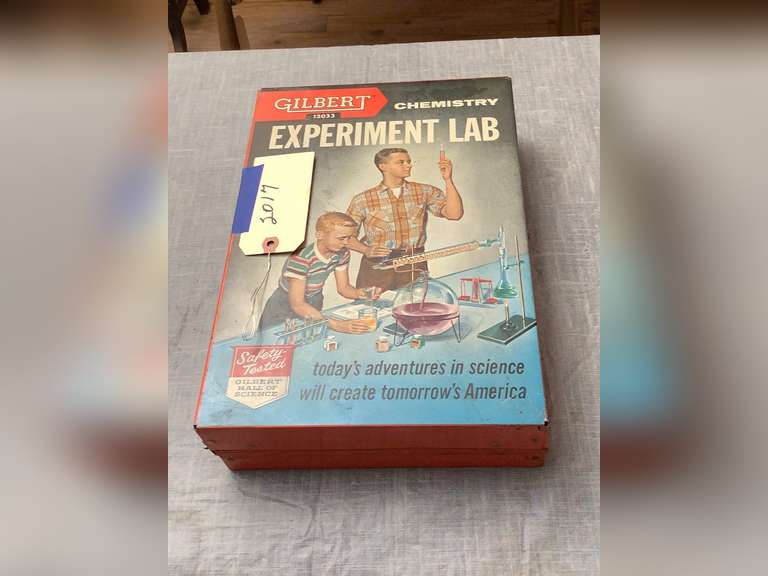 Gilbert Chemistry Experiment Lab. Not sure if it’s complete.