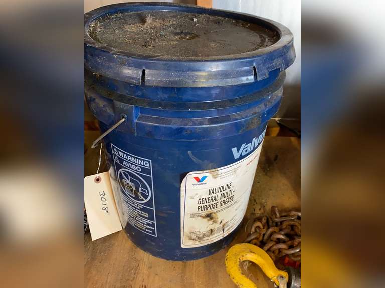 5 Gallon grease not quite full