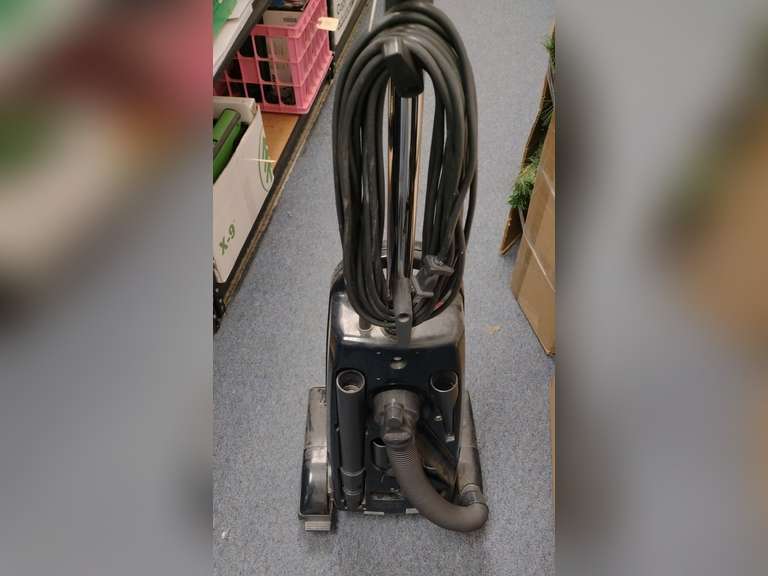 Simplicity 7 series vacuum, working.