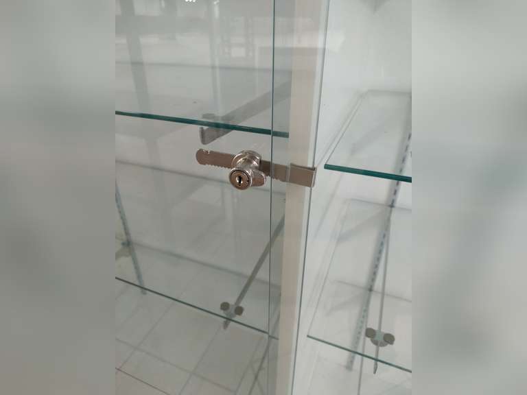 Wall lighted Showcase, double glass locking doors, 8 adjustable glass ...