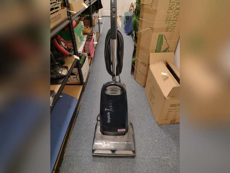 Simplicity 7 series vacuum, working.