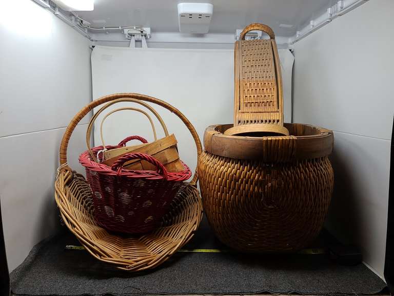 8 Baskets - variety of styles & sizes