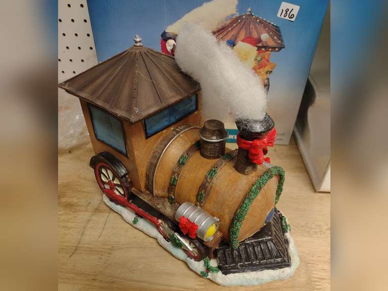 Fiber optic Holiday Train Locomotive, working.