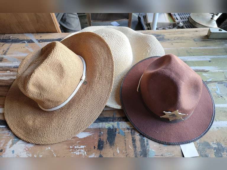 2 Straw Hats and Boone Co Sheriff Junior Deputy Hat
