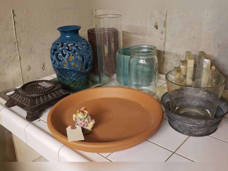 Decorative vases, jars and more (B)