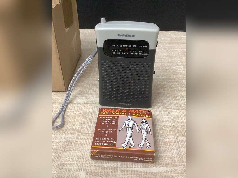 Radio Shack transistor radio with AM/FM stations. Worked when tested ...
