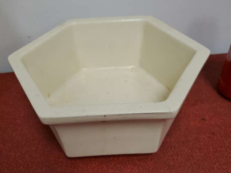 White Haeger Planter Pot, 6 Sided Hexagon Shape and Royal Haeger Yellow ...