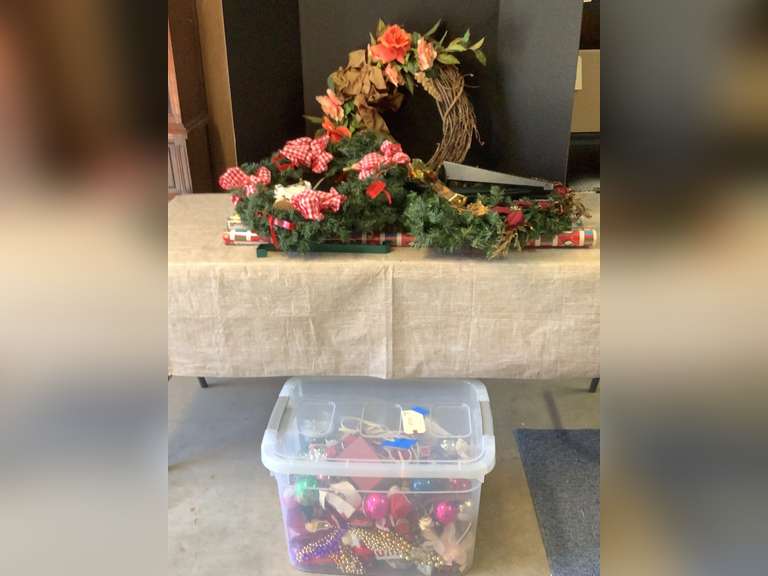 Decorative grapevine wreath, wreath holders, tree stand, holiday ...