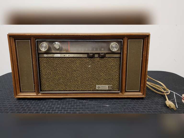 General Electric Accent Line Solid state radio - Northern Kentucky ...