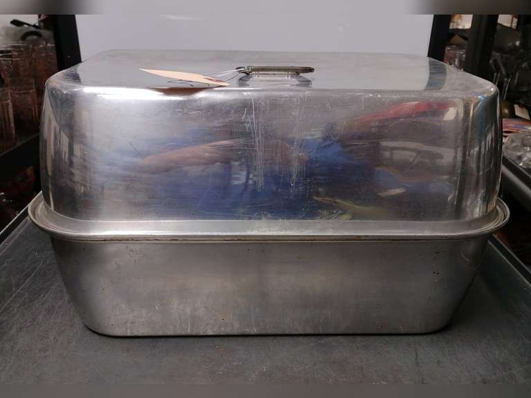 Wearever aluminum roaster.