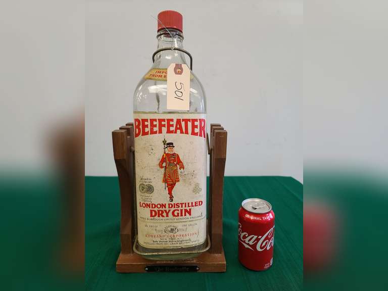 Beefeater dry gin one gallon bottle dispenser, approx. 18"