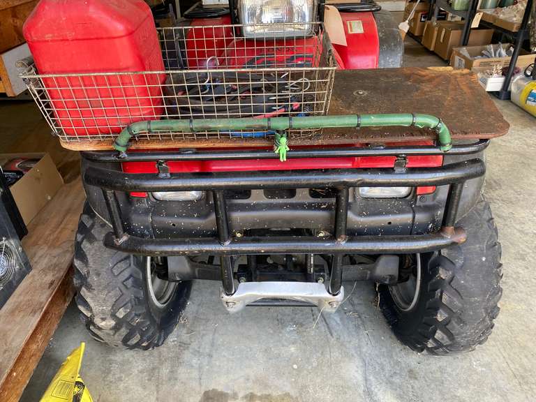 Honda Foreman ES 4 X4. Hitch, attached Delta toolbox, gun mount ...