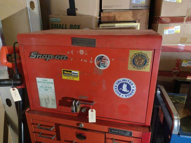 Older Snap-On tool box and contents approximately 15"x26"X17". A very ...