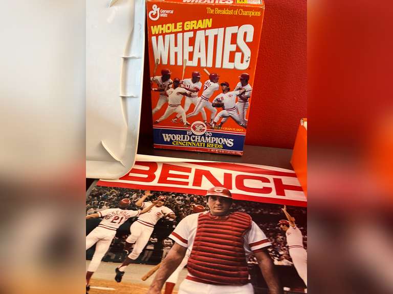Wheaties box from 1990 Cincinnati Reds and a Johnny Bench poster ...