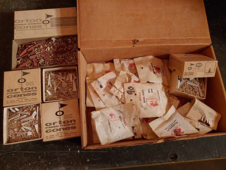 Pyrometric cones and Pyro mini bars - Northern Kentucky Auction, LLC