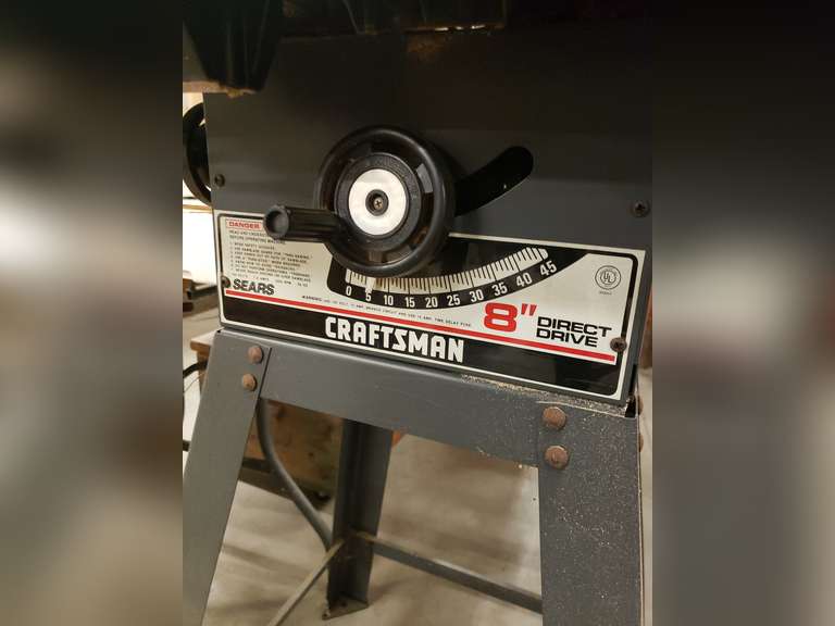 Craftsman 8" direct drive table saw and accessories, 19x30x39in