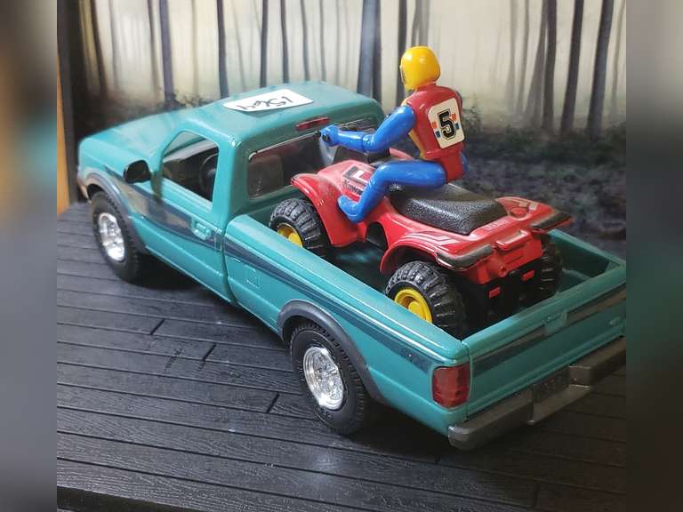 Ertl 1994 Ford Ranger Stx 4x4 - Northern Kentucky Auction, LLC