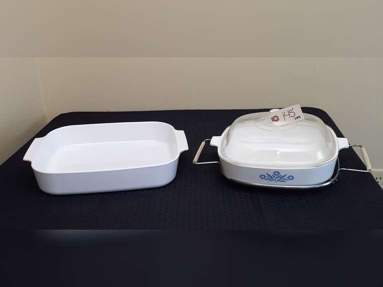 Corning Ware Lasagna Pan & Cornflower Casserole Dish w/ Lid & Cradle