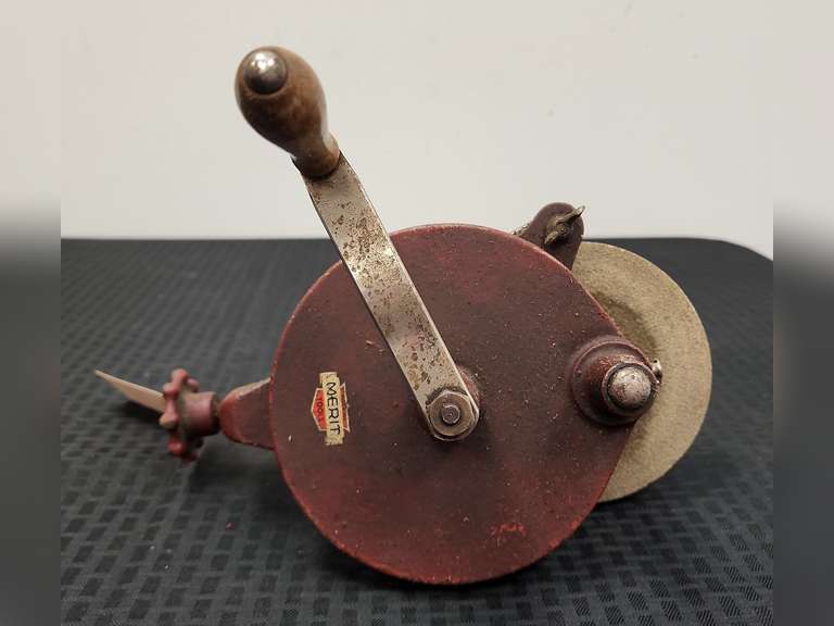 Merit Tools small table clamp hand crank grinder - Northern Kentucky ...