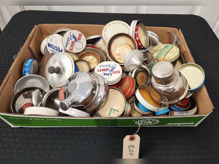 Assorted vintage lids - Northern Kentucky Auction, LLC