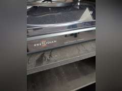 Presidian turntable with 5 Sony speakers and a record turntable storage ...