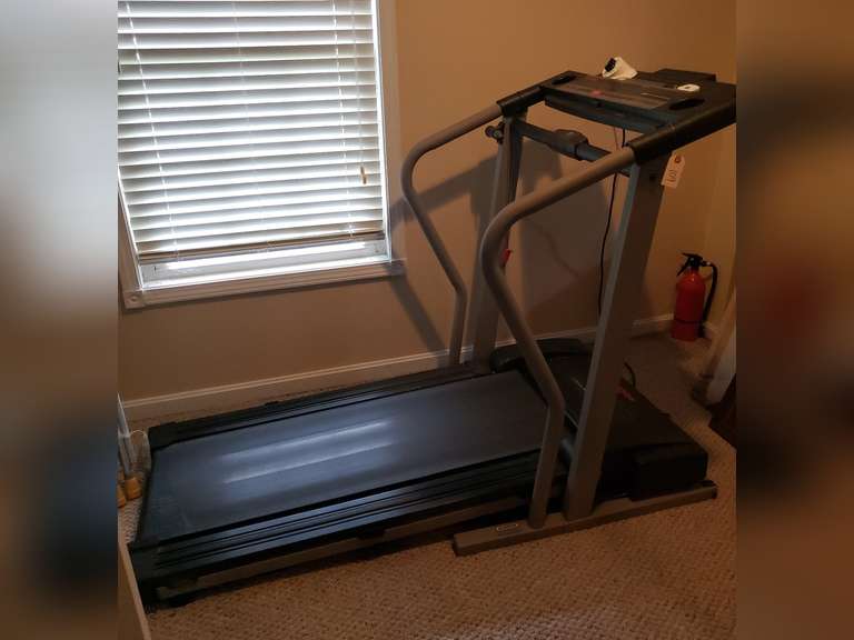 Pro Form 585Pi treadmill - Northern Kentucky Auction, LLC