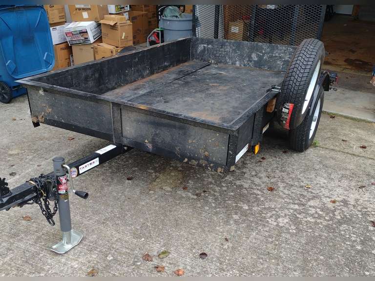 5'x8' Tarter single axle trailer with mesh ramp and spare tire, tongue ...