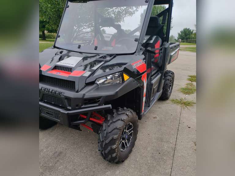 2016 Polaris Ranger XP 900 HO dual overhead cam, 229 miles, dump bed ...