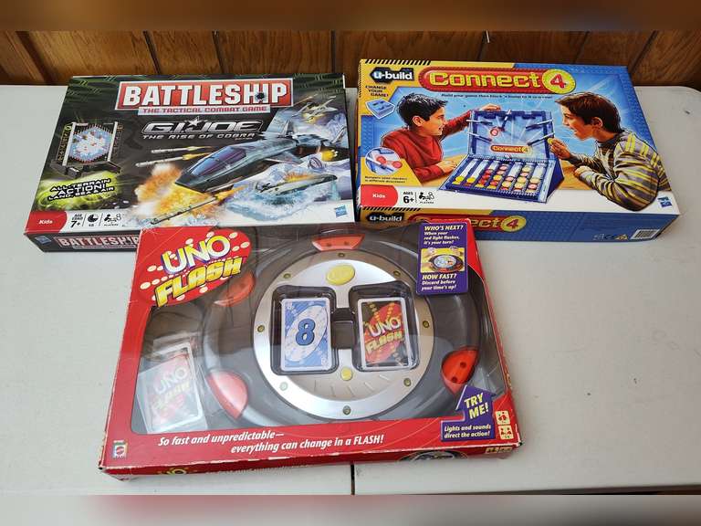 Battleship, Connect 4 and Uno flash board games